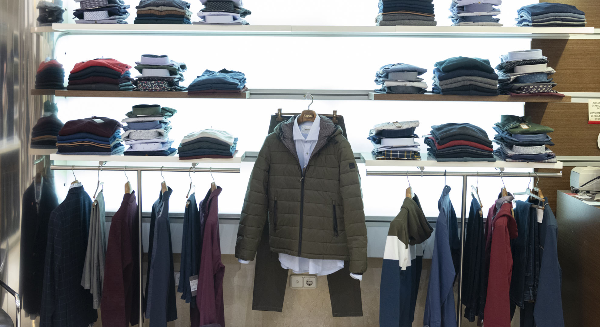 Ropa « Capote – Tienda de ropa, zapatos y complementos en Moncada