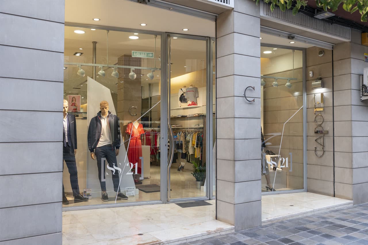 Ropa « Capote – Tienda de ropa, zapatos y complementos en Moncada