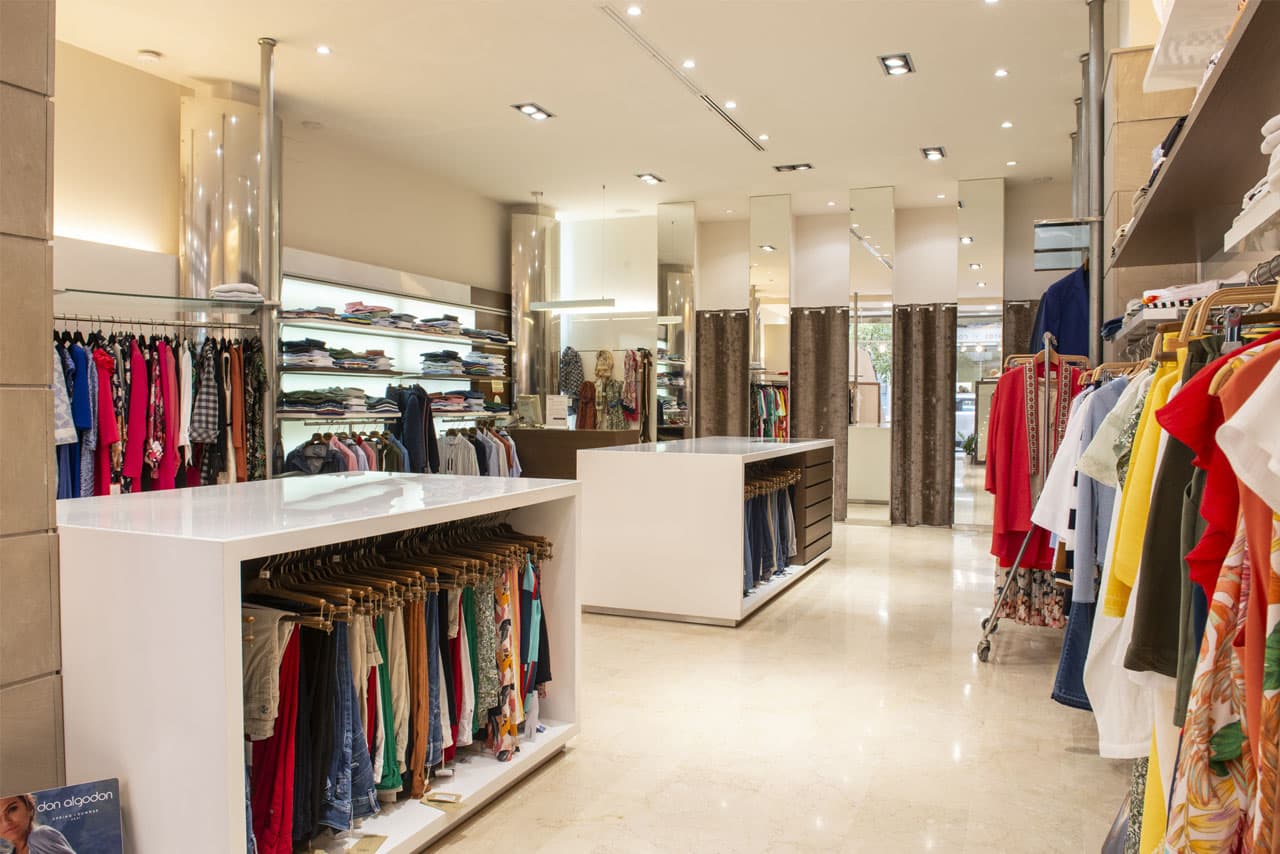 Ropa « Capote – Tienda de ropa, zapatos y complementos en Moncada